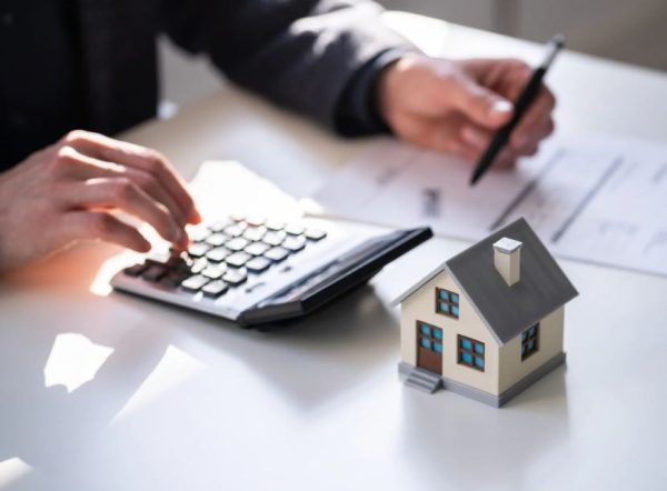 How Much Do Property Managers Get Paid in the UK? Salary Guide, Average ...